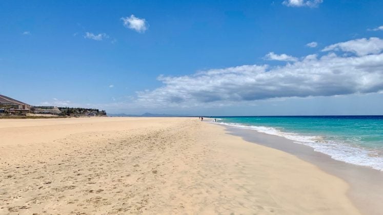 Morro Jable Beach (Playa del Matorral) (What to Expect? Video Tour)