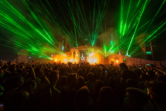 Valencia Nightclubs Guide: TOP 10 Best Spots for Party-Goers - Spainist